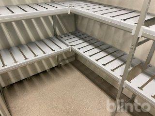 Hyllor - Hyllsystem för kalla utrymmen | Blinto auktioner