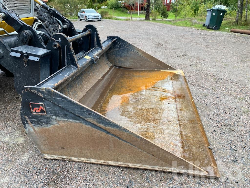 Planerskopa - Huddig | Blinto auktioner