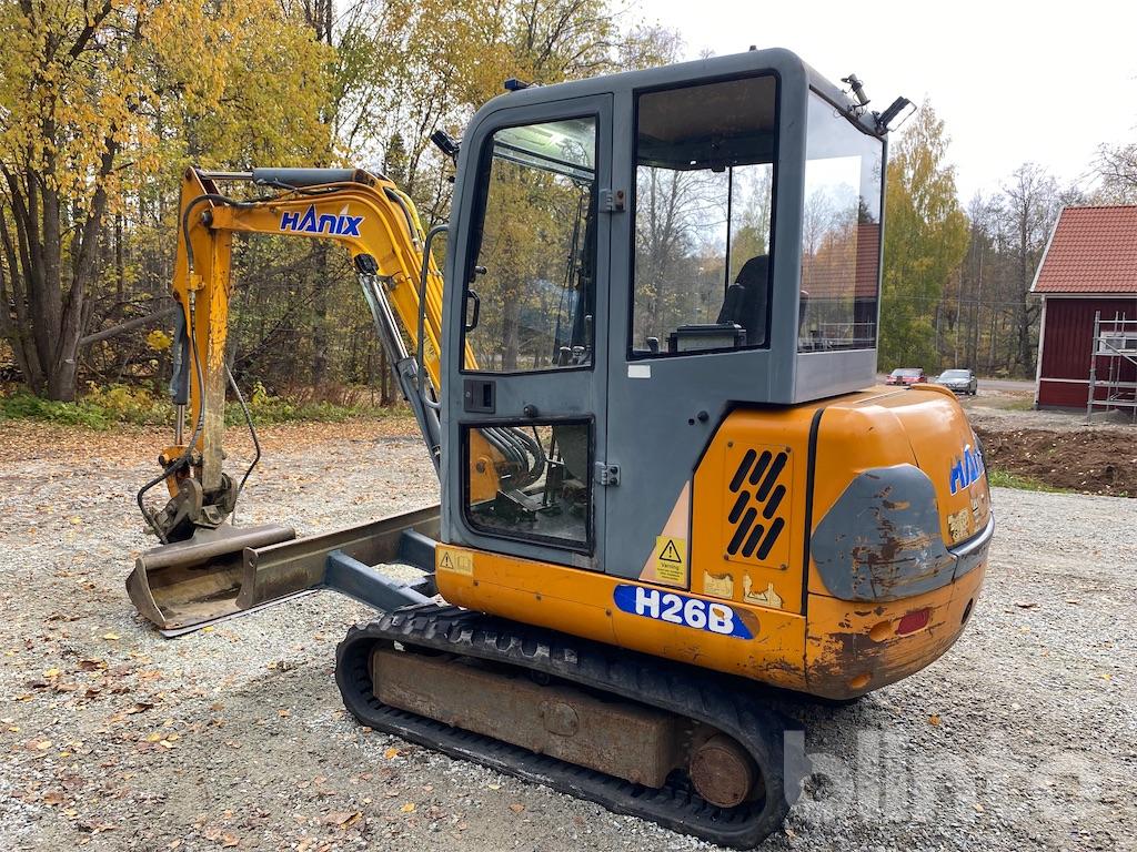 Bandgrävare - Hanix H26B | Blinto auktioner