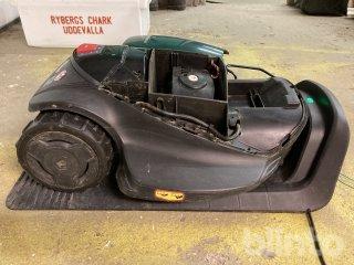 Robotgräsklippare - Robomow RC 308 | Blinto auktioner