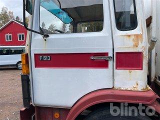 Maskintransport - Lastbil Volvo F613 | Blinto auktioner