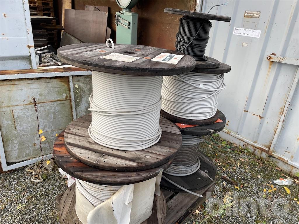 Kabel - EKKR | Blinto auktioner