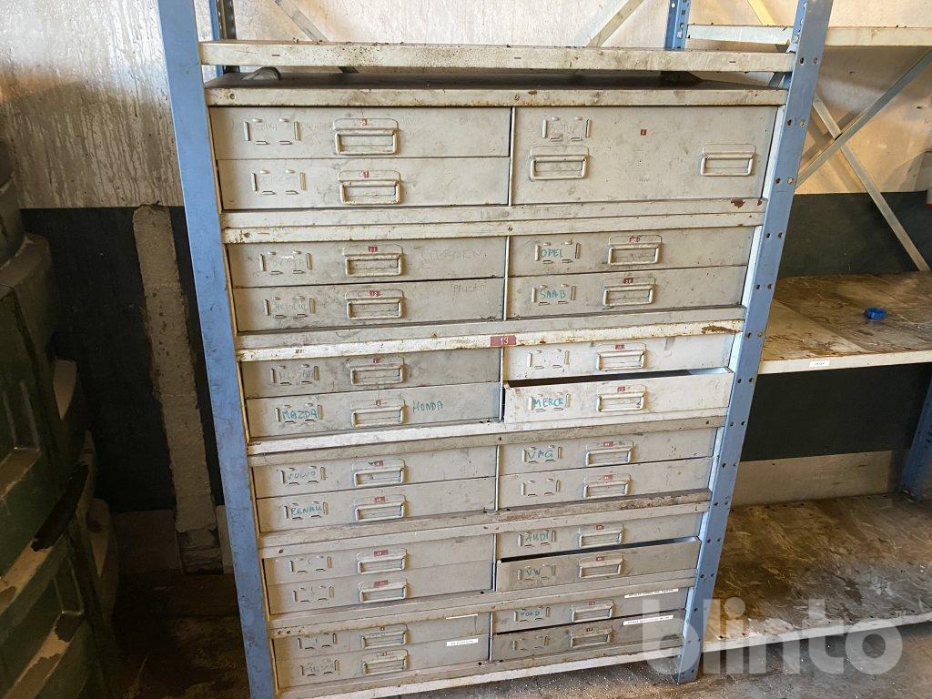 Hyllsystem - 2st | Blinto auktioner