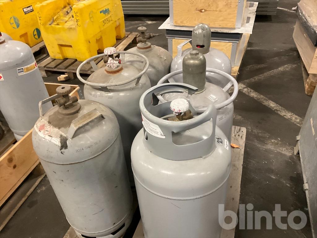 Gasoltuber - P19 | Blinto auktioner