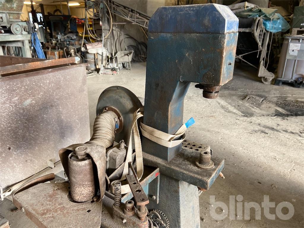 Nitmaskin - Fabrikat okänt | Blinto auktioner