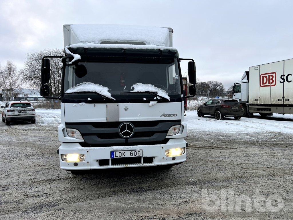 Lastbil - MERCEDES-BENZ | Blinto auktioner