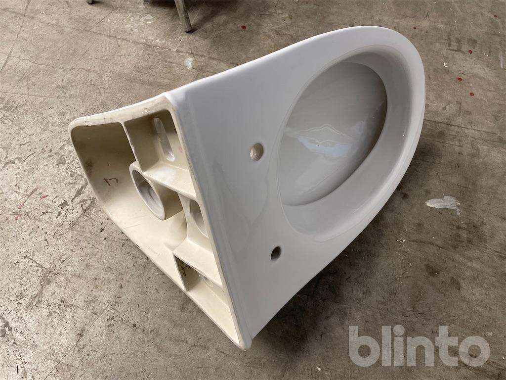 WC skål, vägghängd - a-Collection | Blinto auktioner