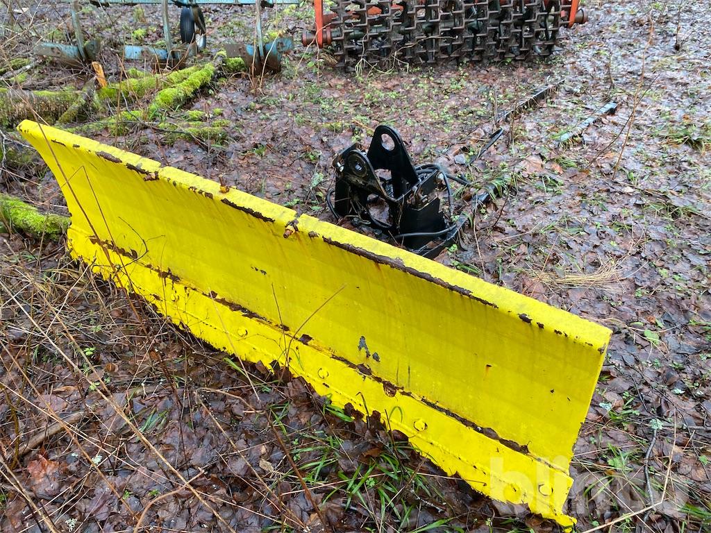 Plog - 1800 mm | Blinto auktioner