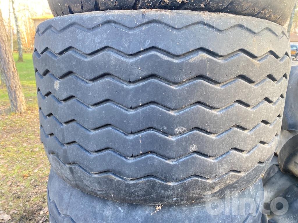 Implementdäck - 500/50R17 / 4 stycken | Blinto auktioner