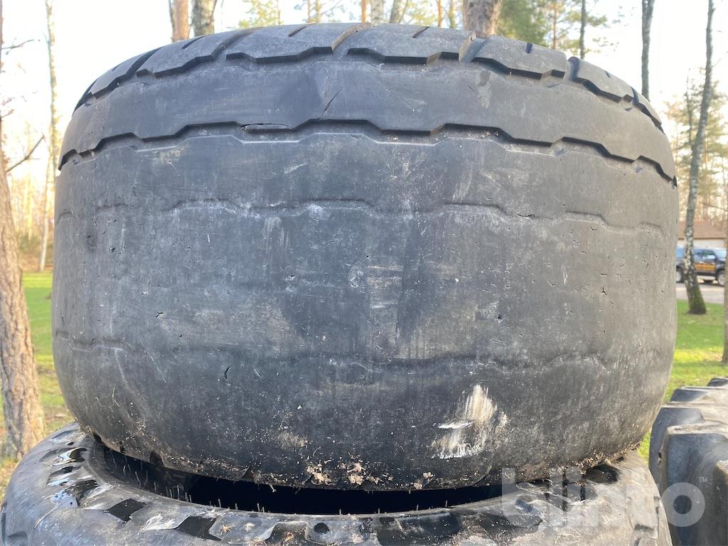 Implementdäck - 500/50R17 / 4 stycken | Blinto auktioner