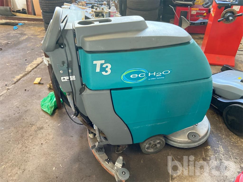 Skurmaskin - Tennant T3 ex H2O | Blinto auktioner
