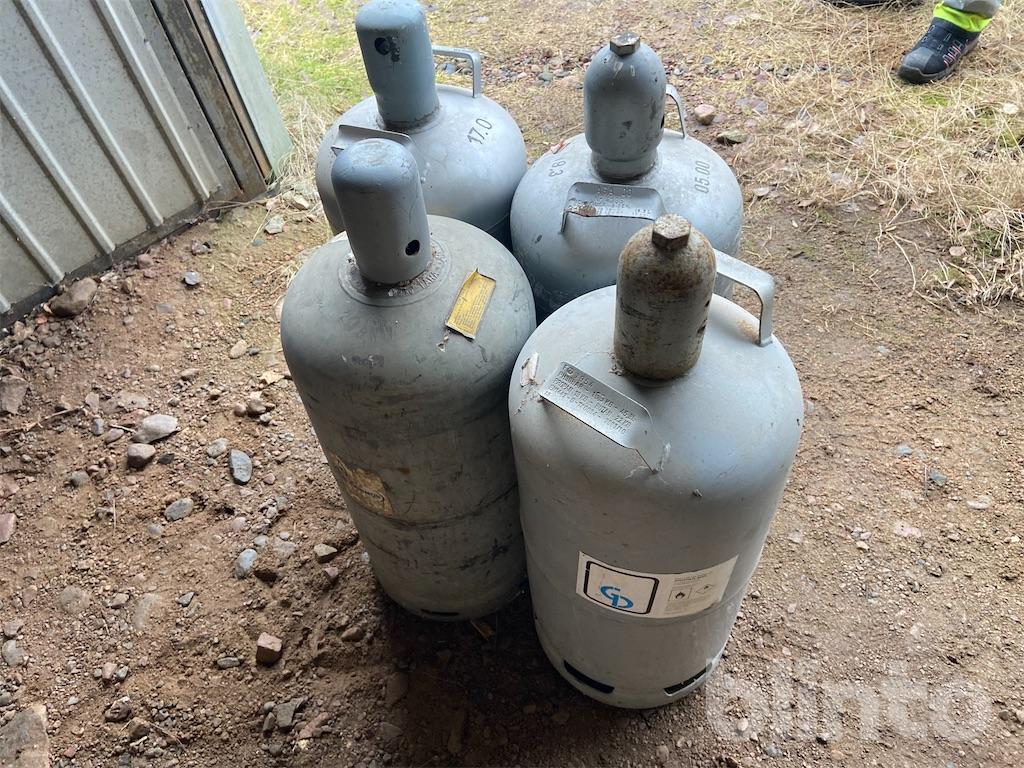 Gasolflaskor - P19 | Blinto auktioner