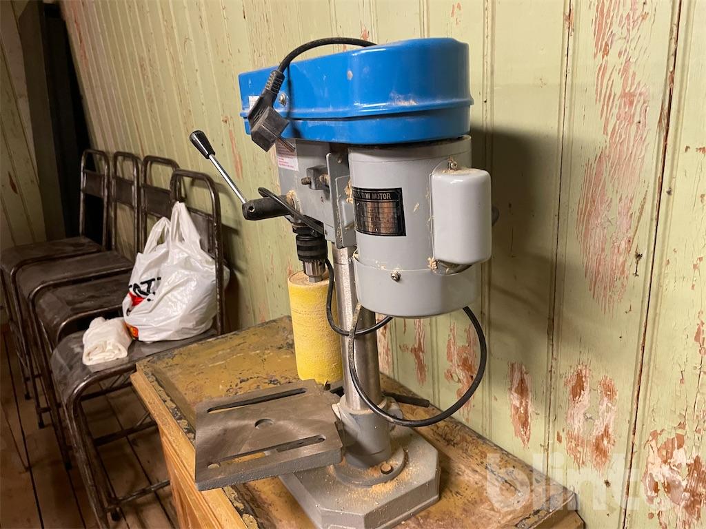 Pelarborr - Pelarborr | Blinto auktioner