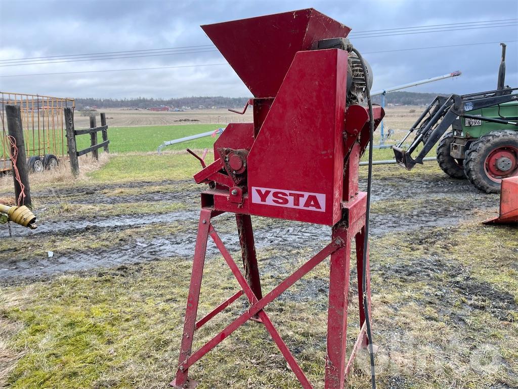 Spannmålskross - Ysta | Blinto auktioner