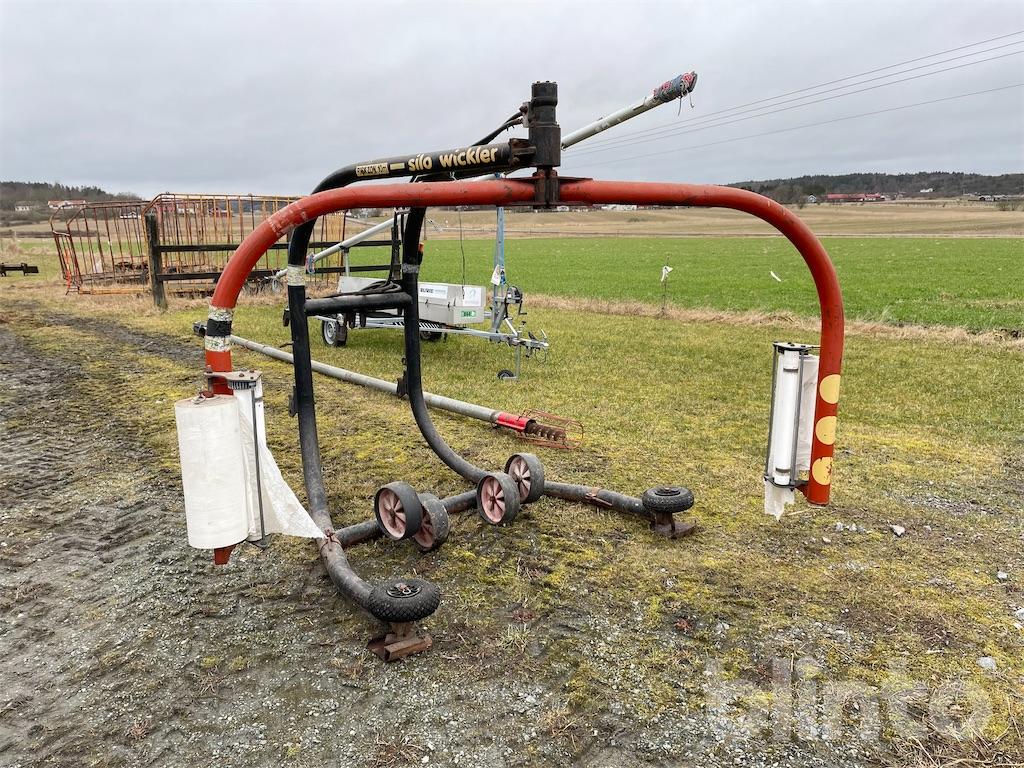 Rundbalsplastare - Silo Wickler | Blinto auktioner