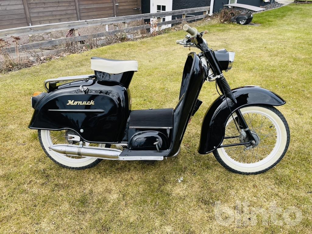 Veteranmoped - Monark Monarscooter | Blinto auktioner