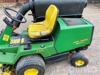 Åkgräsklippare - John Deere F725 | Blinto auktioner