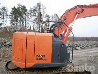 Bandgrävare - Hitachi ZX225 | Blinto auktioner