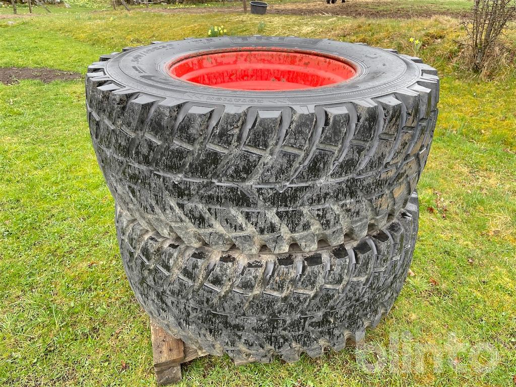 Hjul / Däck - Huddig 860, 540/65R30 | Blinto auktioner