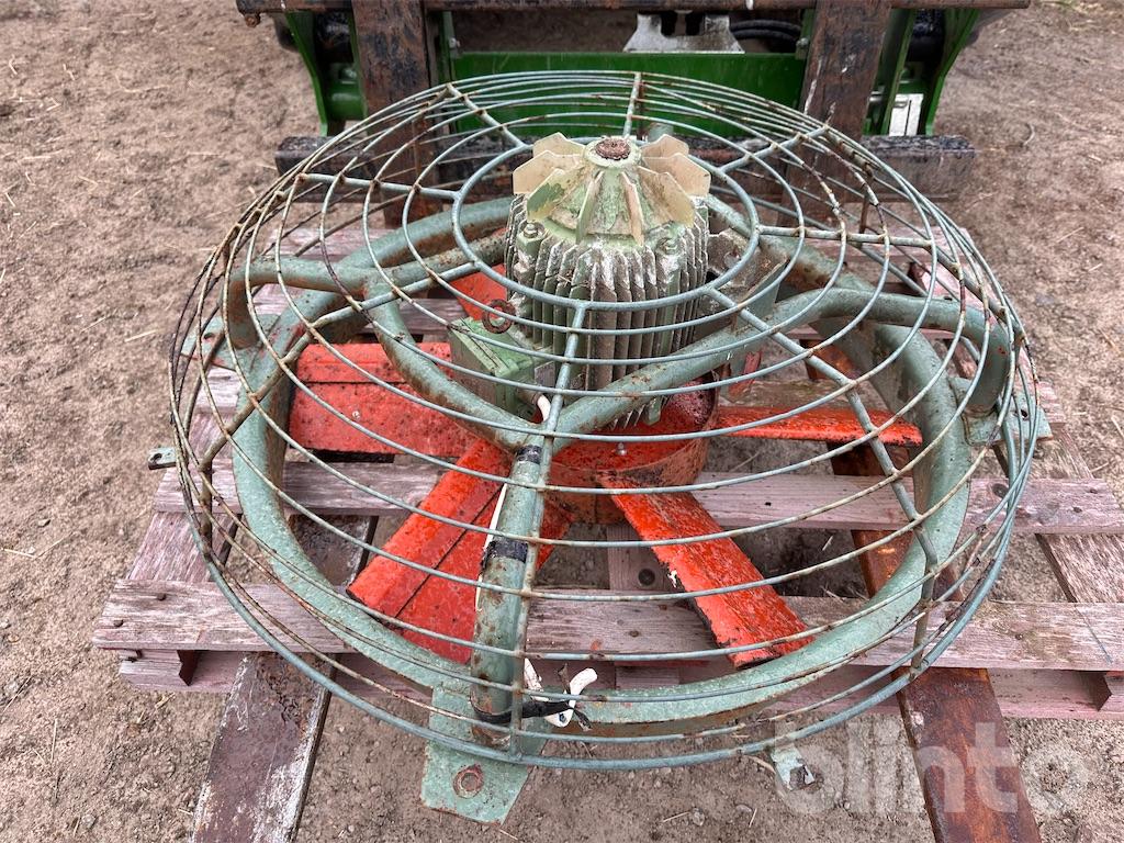 Höfläkt - | Blinto auktioner