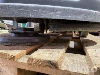 Skurmaskin - TASKI swingo 1250B | Blinto auktioner