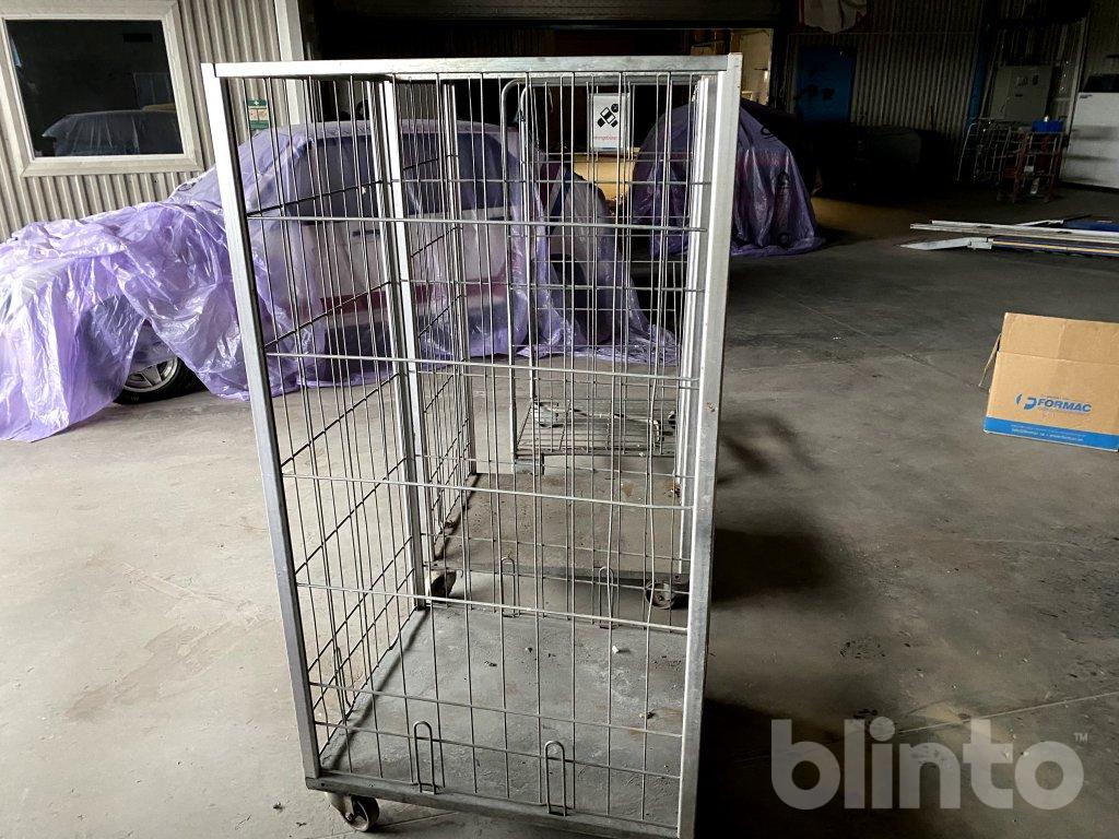 Burar - På hjul | Blinto auktioner