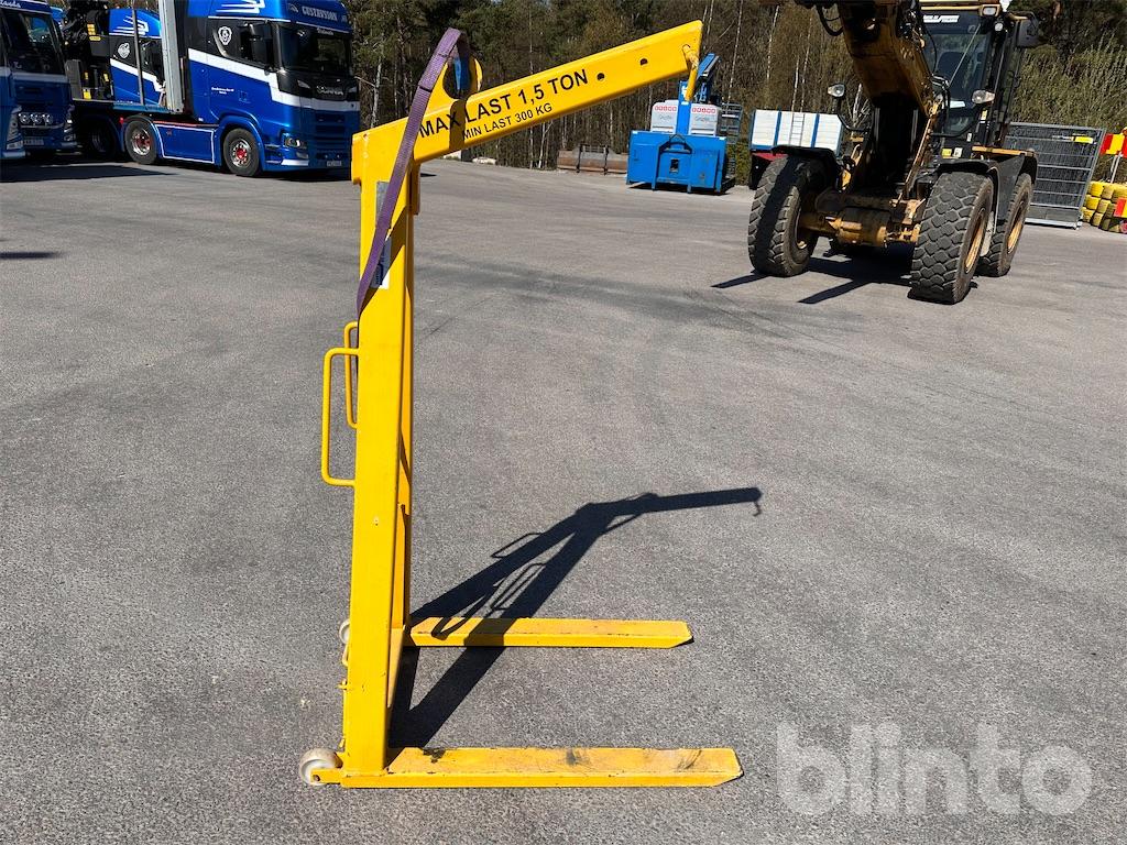 Pallyft - Certex | Blinto auktioner