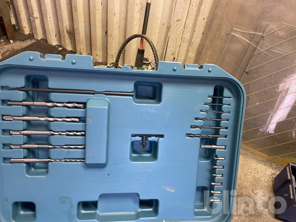 Slagborr - Makita HR 2811FT | Blinto auktioner