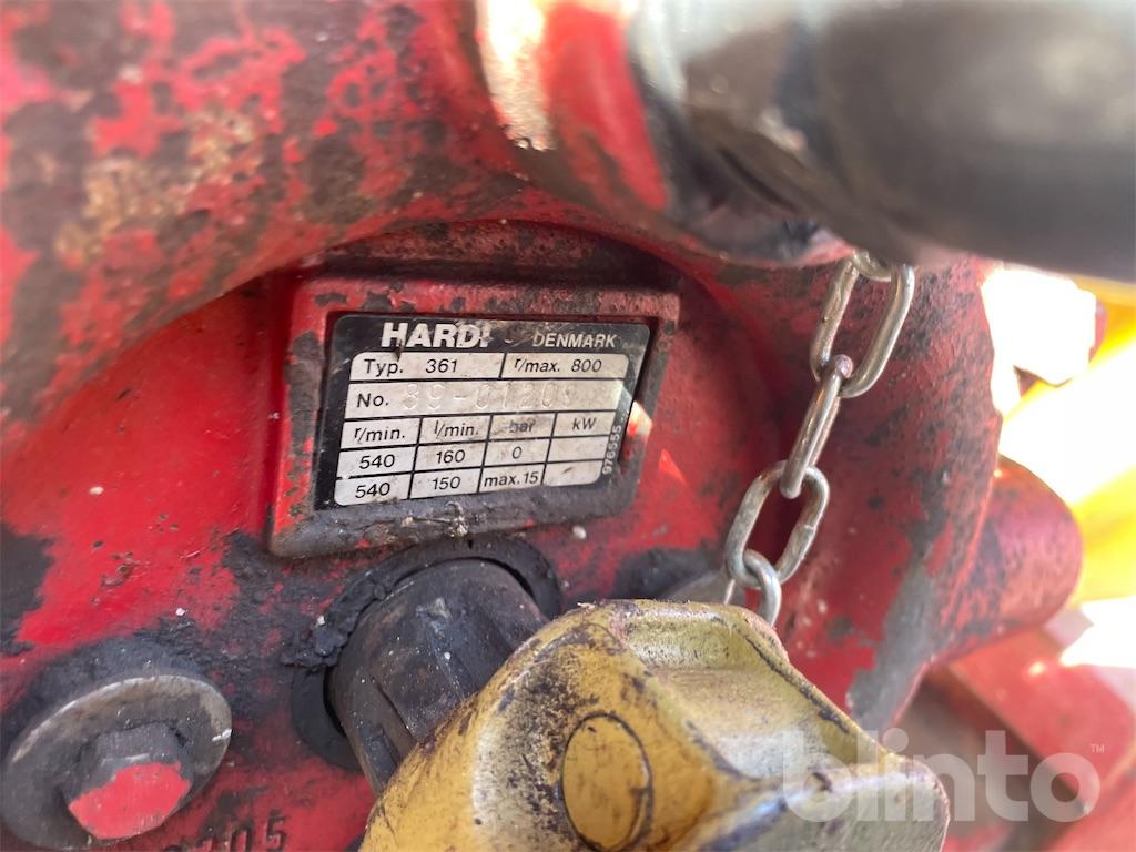 Spruta - Hardi LXY 1200 | Blinto auktioner