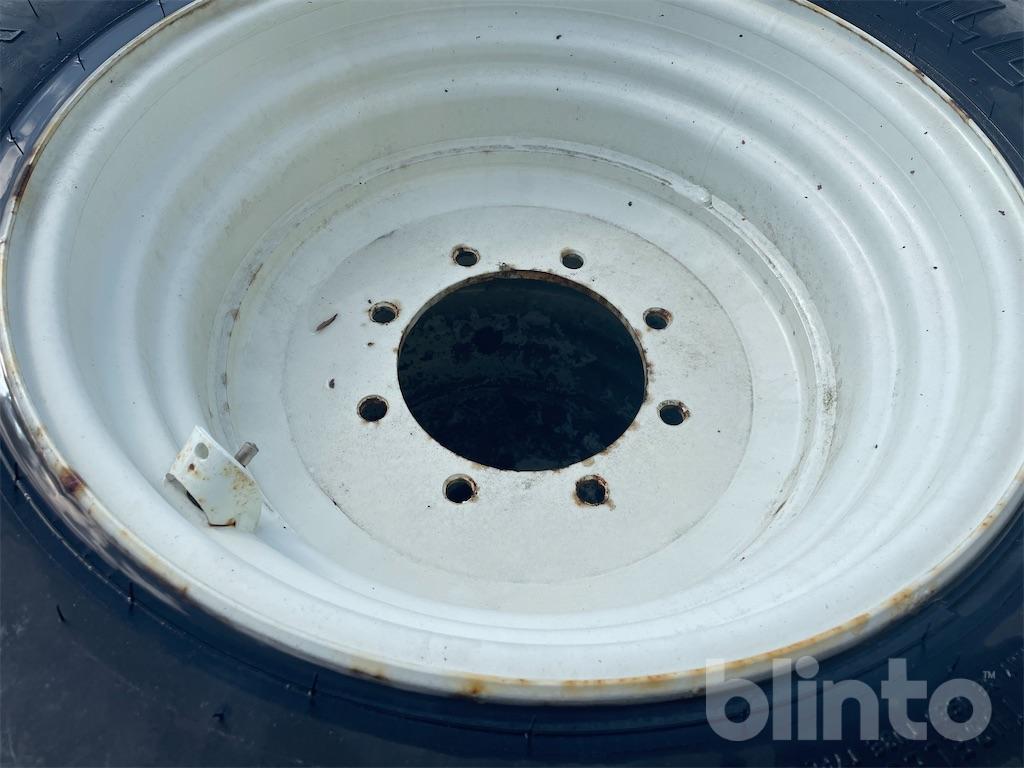 Däck på fälg - Alliance Agri-Star | Blinto auktioner