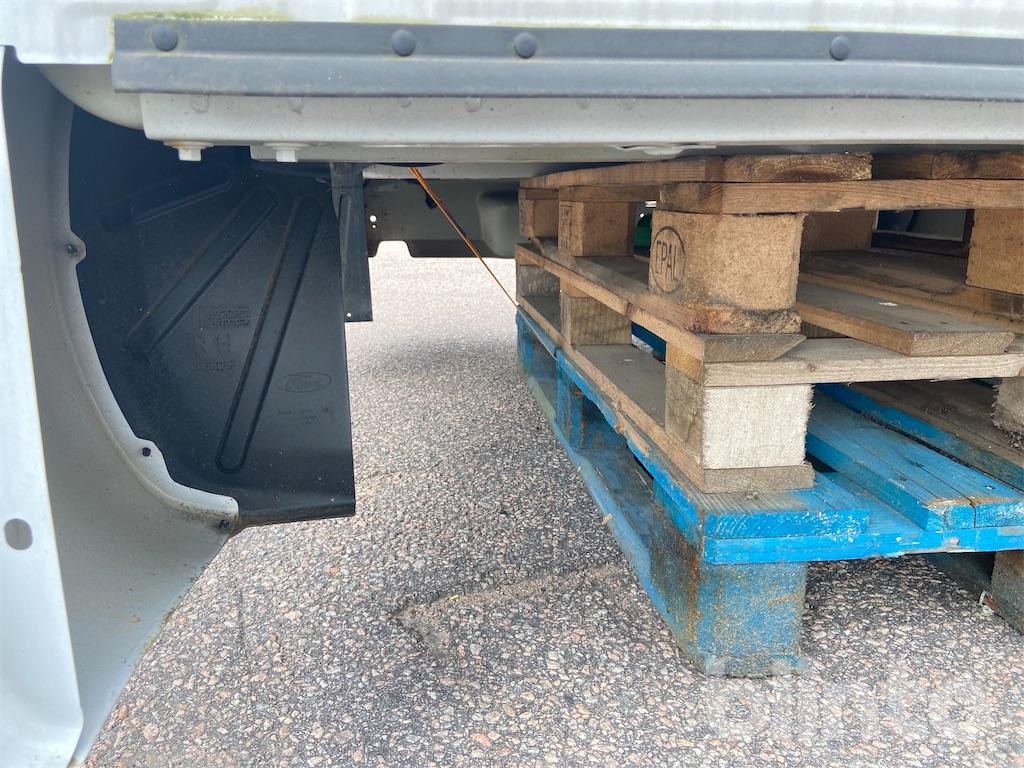 Flak - Ford ranger | Blinto auktioner