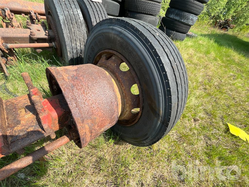 Hjulaxel - BWP axel med hjul 22,5 tum | Blinto auktioner