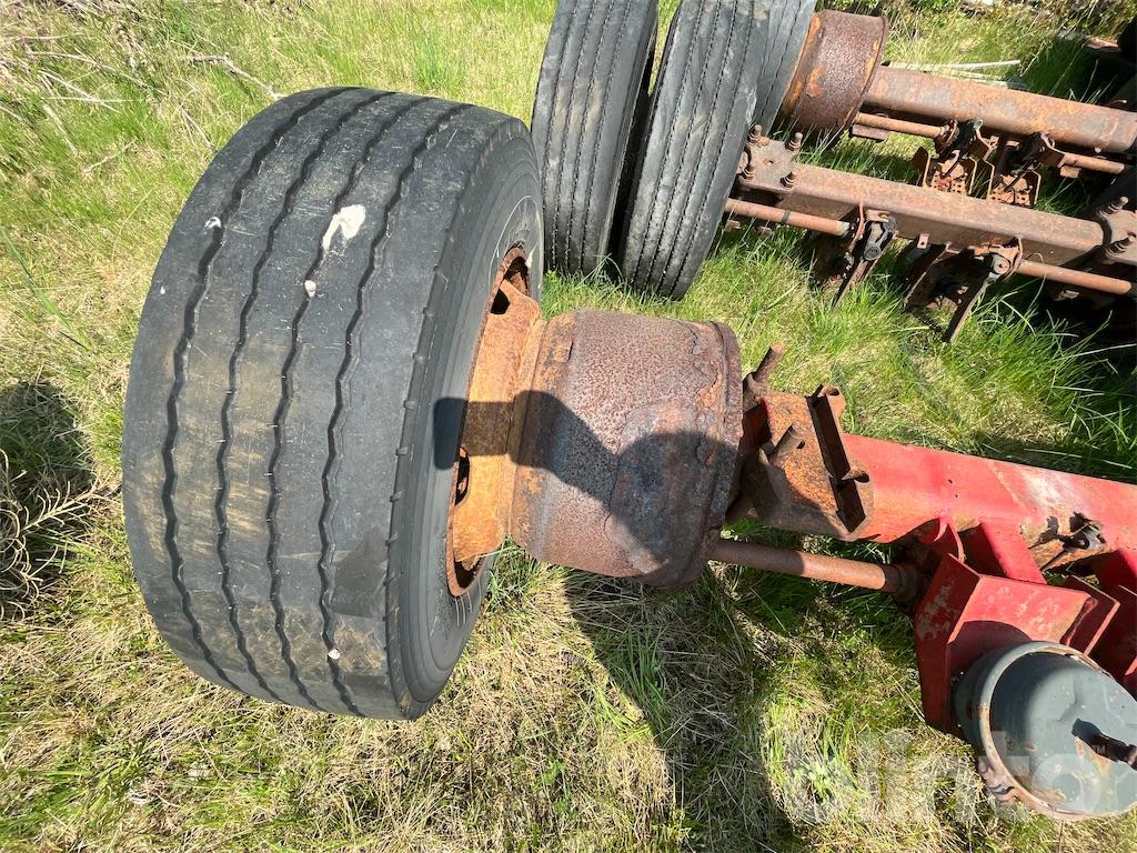 Hjulaxel - BWP axel med hjul 22,5 tum | Blinto auktioner