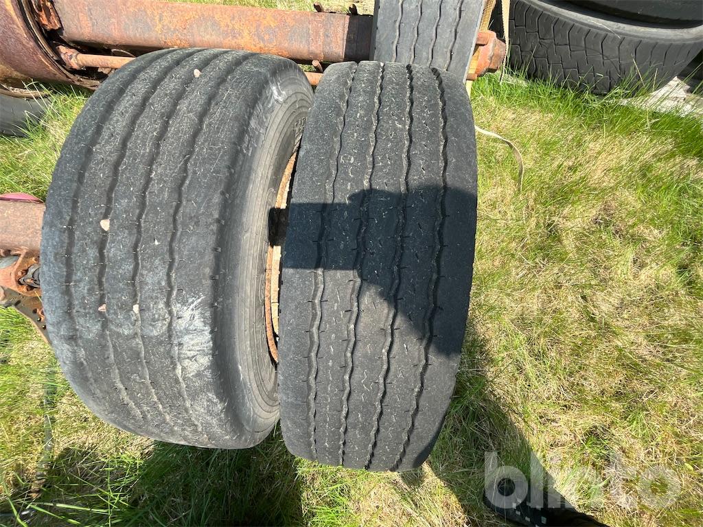 Hjulaxel - BWP axel med hjul 19,5 | Blinto auktioner