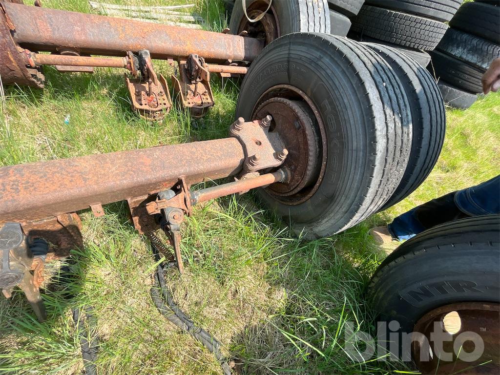 Hjulaxel - BWP axel med hjul 19,5 | Blinto auktioner