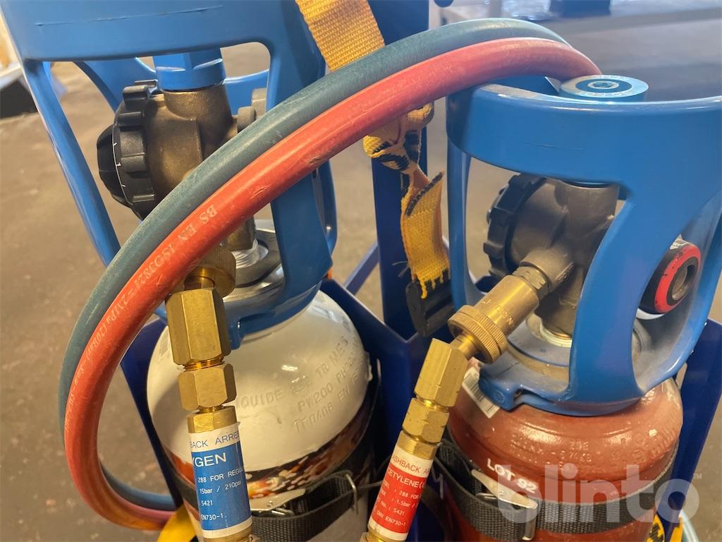 Gassvets - Med tillbehör | Blinto auktioner