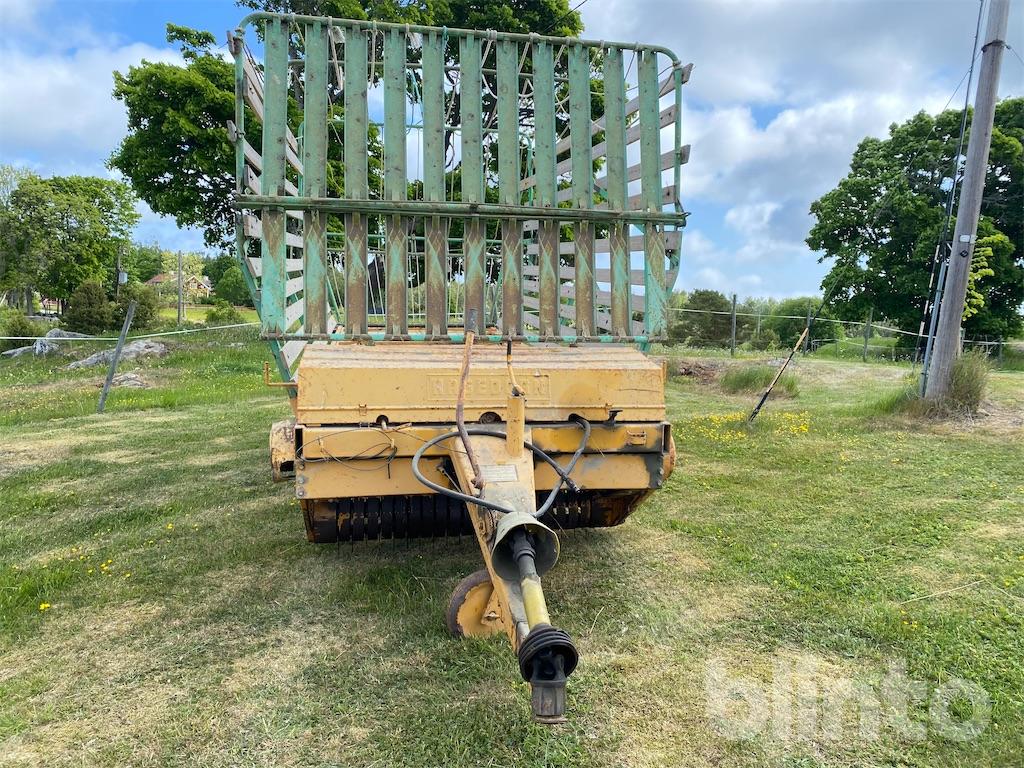 Självlastarvagn - Hagedorn LL | Blinto auktioner