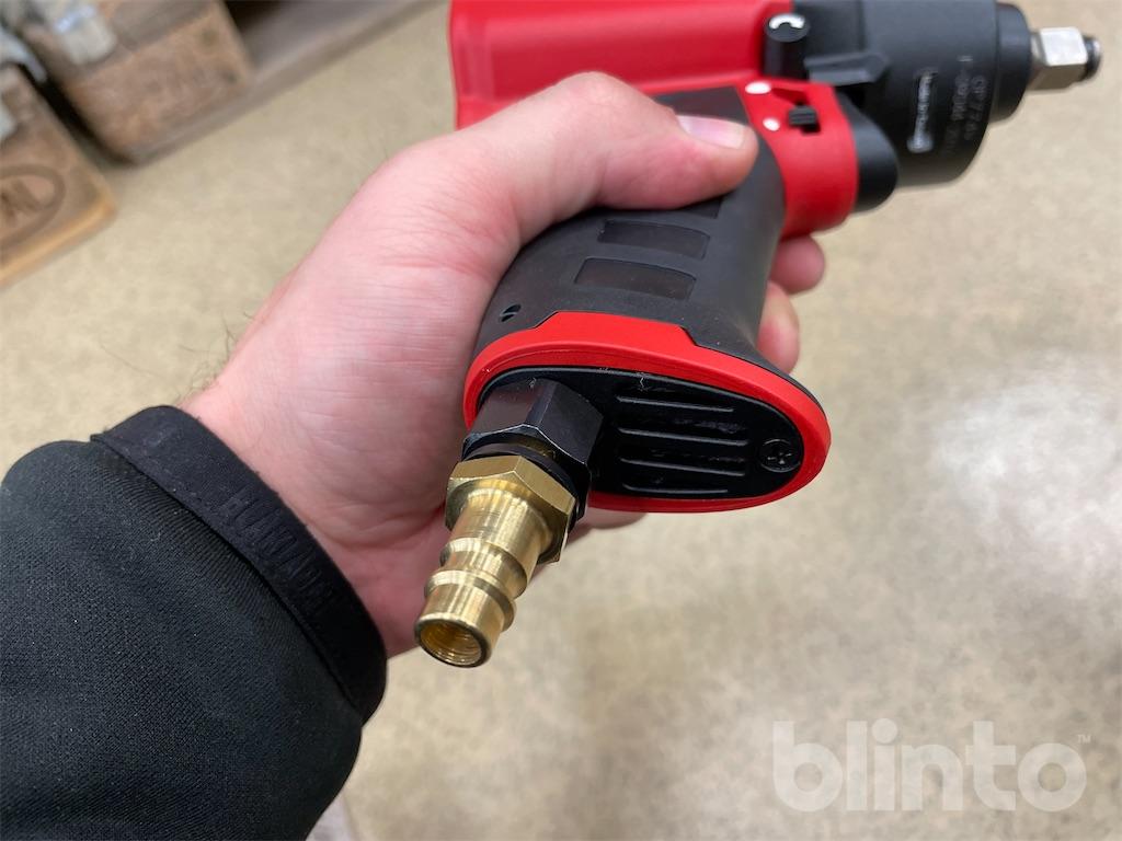 Mutterdragare - CP 7749 | Blinto auktioner