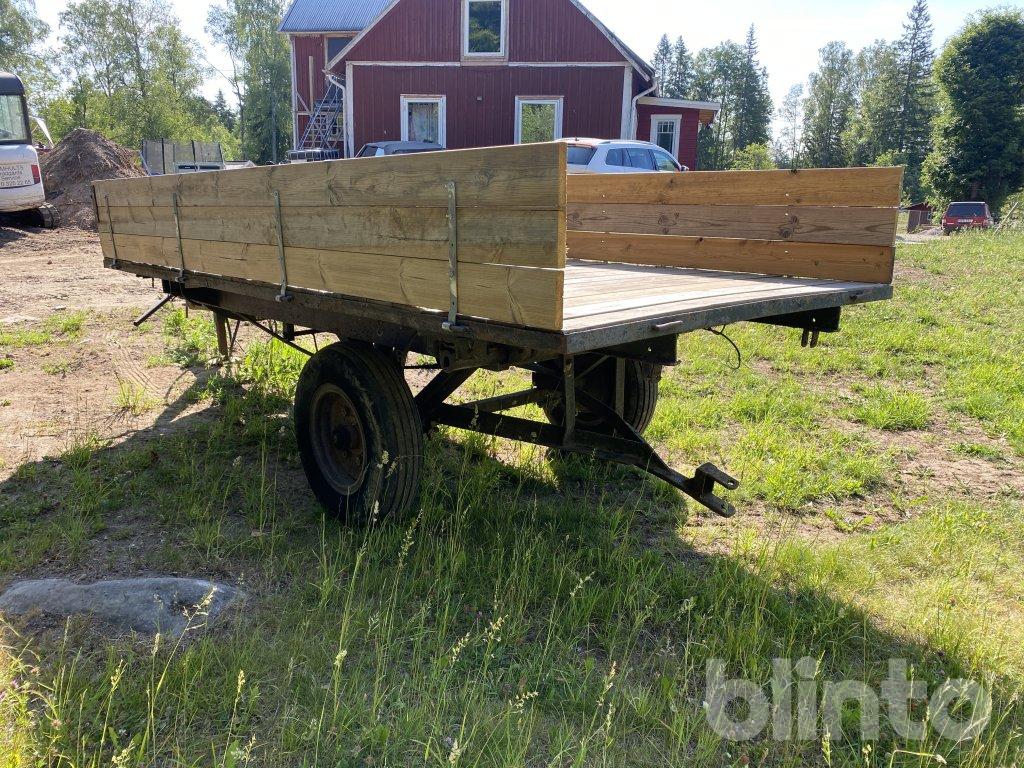 Tippvagn - 3-vägstipp | Blinto auktioner