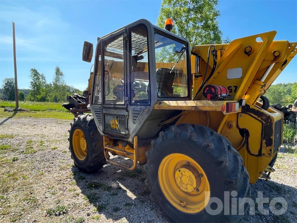 Teleskoplastare - Jcb 525-67 | Blinto auktioner