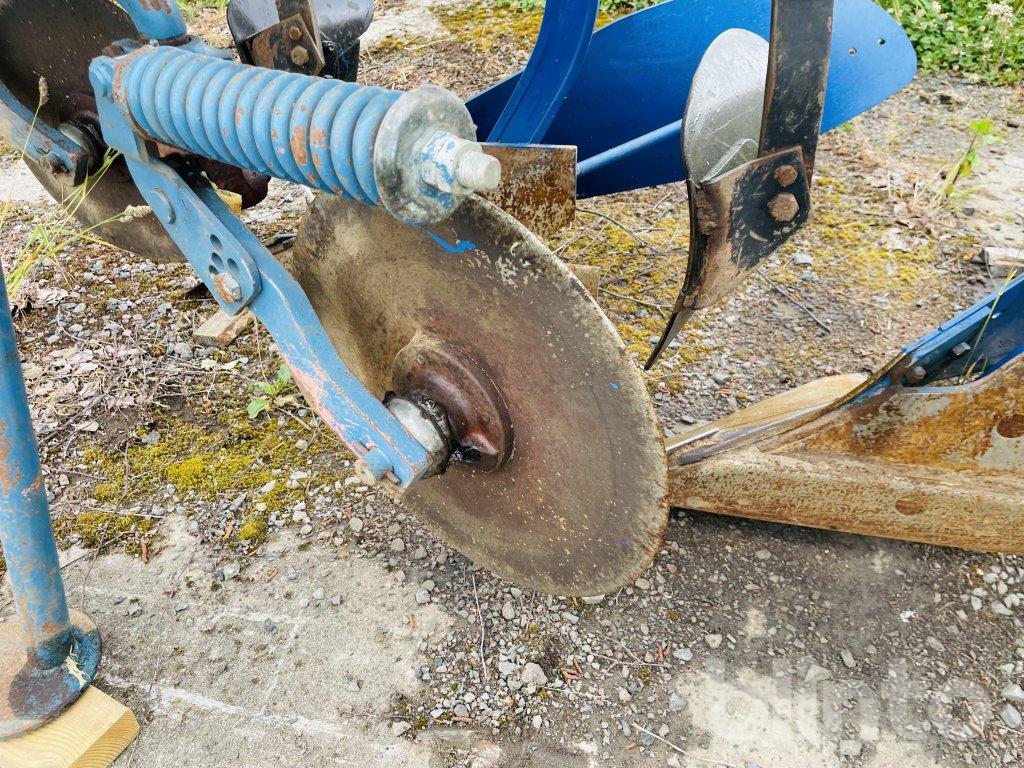 Plog - 3-skärig Överum BT 388 | Blinto auktioner