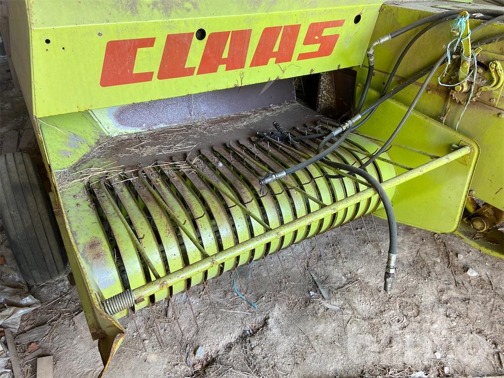 Fyrkantspress - Claas Markant | Blinto auktioner