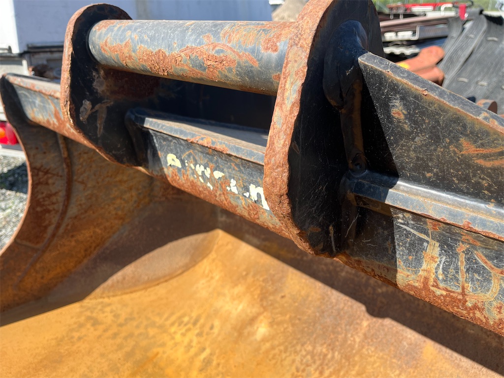 Planerskopa - Engcon GB13 | Blinto auktioner