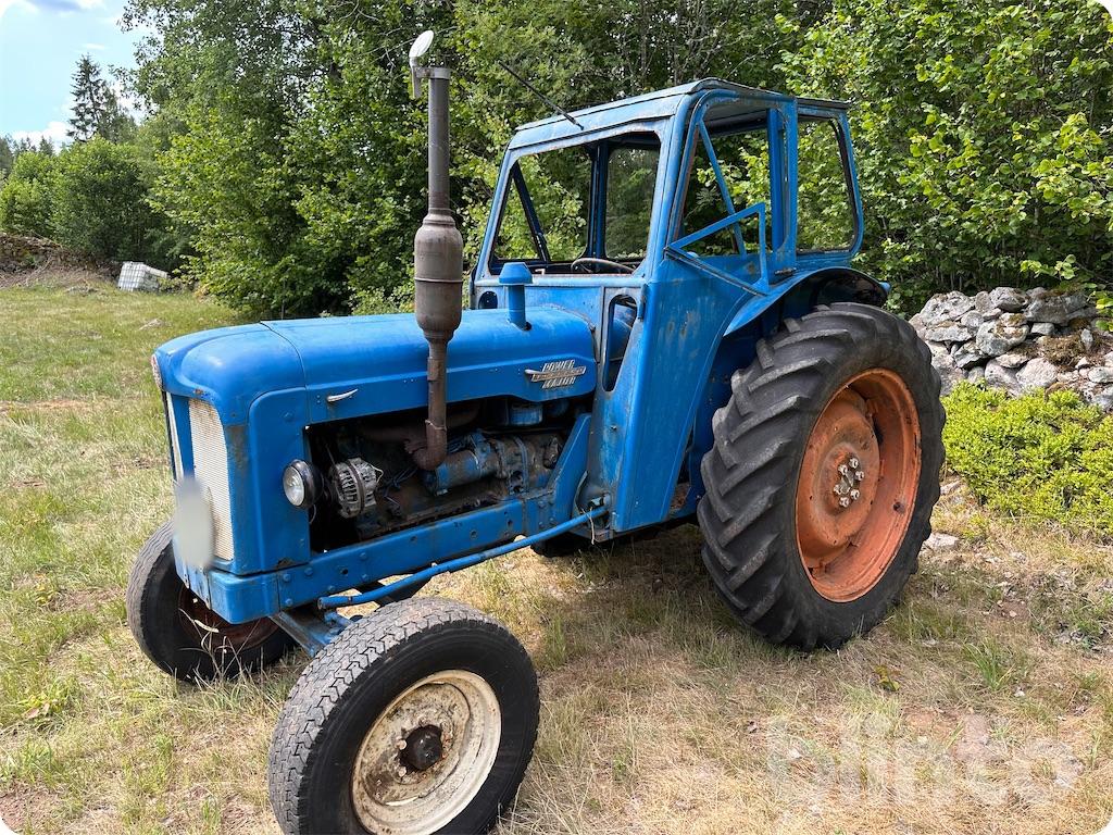 Traktor - FORD POWER MAJOR | Blinto auktioner