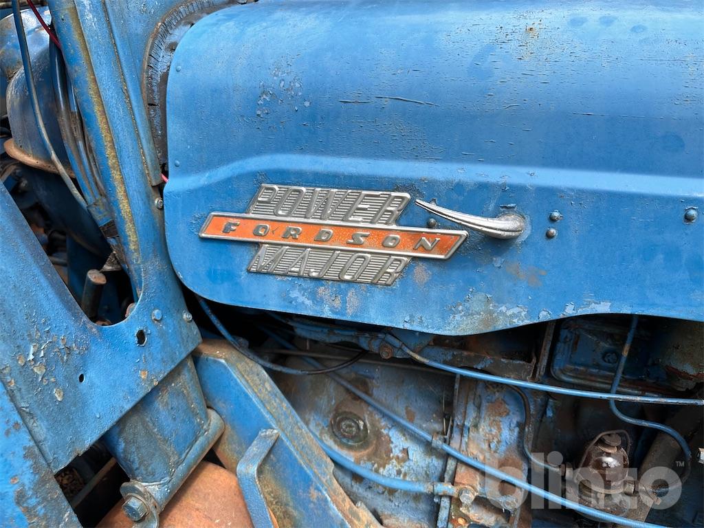 Traktor - FORD POWER MAJOR | Blinto auktioner