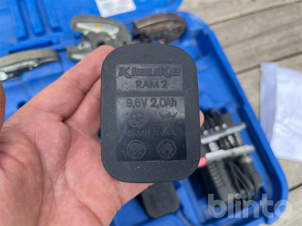 Rörpress - UPONOR Mini 32 | Blinto auktioner