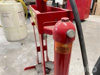 Hydraulpress - Hamron 10 Ton | Blinto auktioner