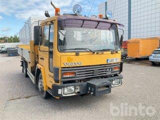 Lastbil - VOLVO FL 610 4X2 | Blinto auktioner