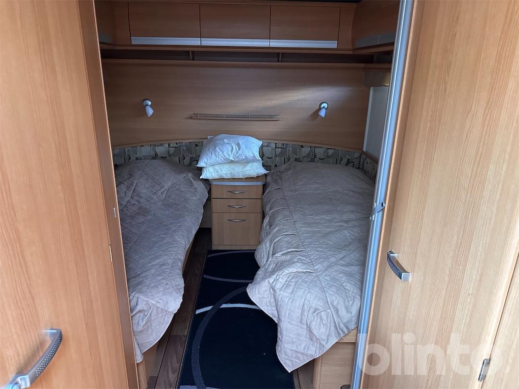 Husvagn - CABBY 620 + | Blinto auktioner