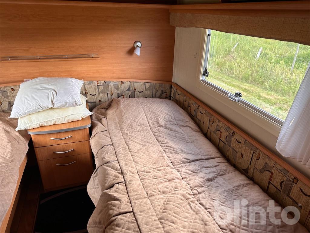 Husvagn - CABBY 620 + | Blinto auktioner